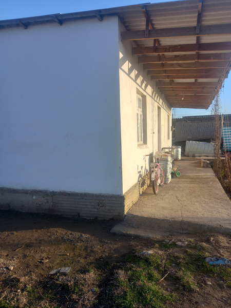 Sirdaryo Asalchida 2 xonali uy sotiladi