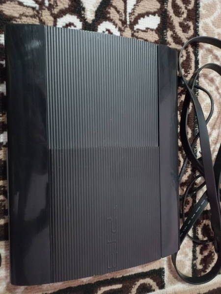 Sony playstation 3 super slim