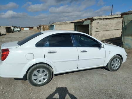 Lacetti 1.8 sotiladi yoki barter qilinadi yili 2012. Xolati yaxshi, ak