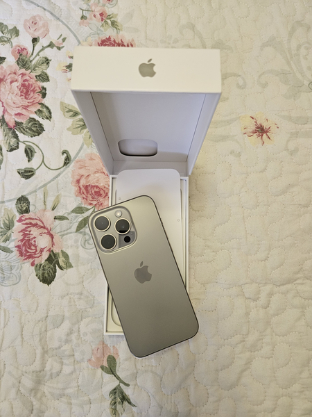 Iphone 15 pro 128 gb