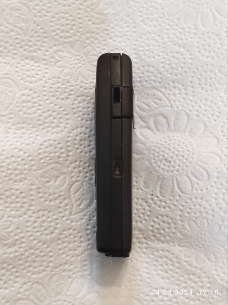 Nokia 6230i . Регестрация IMEI есть. Флешка имеется..