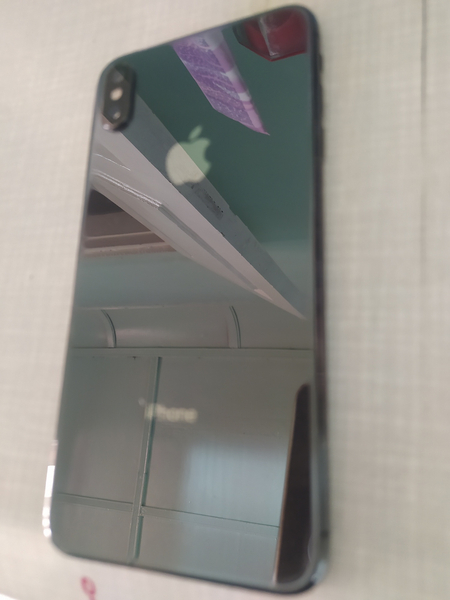 iPhone Xs Max 64 ГБ