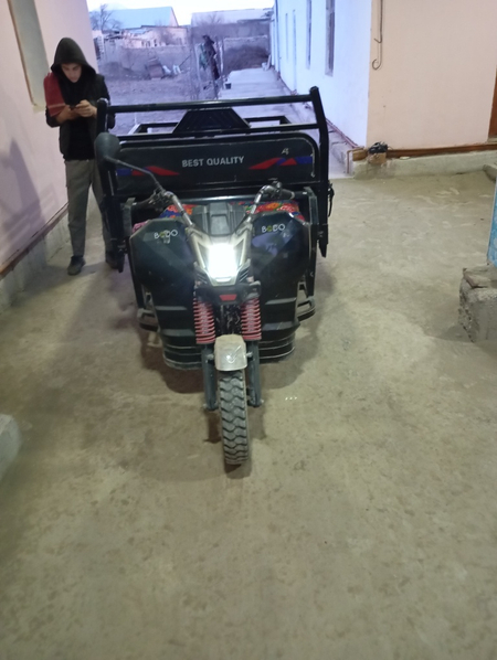 Garatiya gaplashamiz ikalamiz