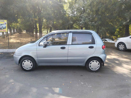 Matiz 2012 yil mix evro srochna sotiladi