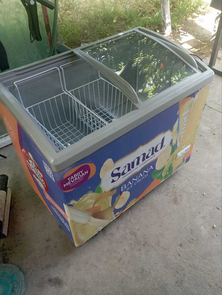 Продам морозильник