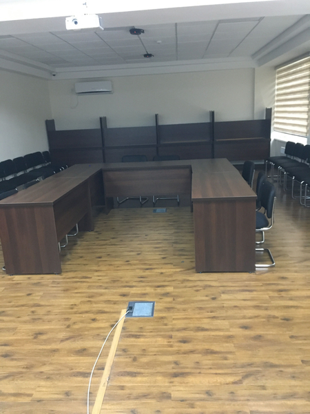 Сдается здание 1300 кв м на Кадышева