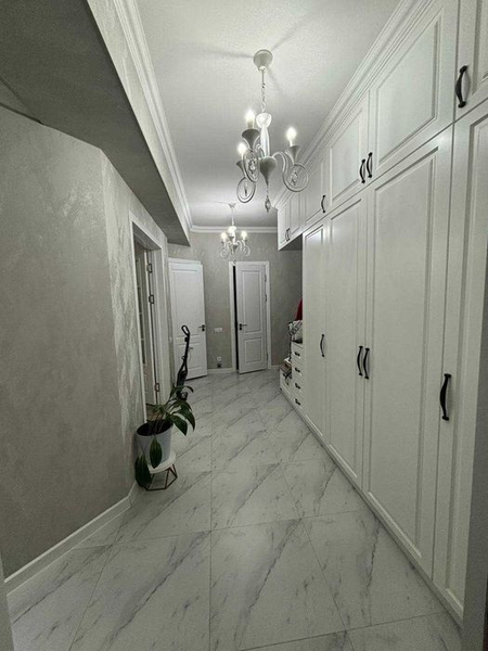 Аренда 3х ком. Евро квартира в Сергели новастройка 3А. Метро-3