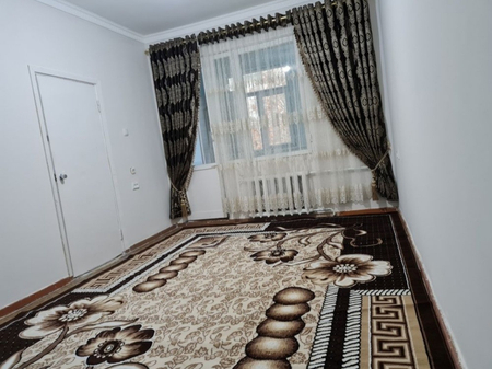 Срочна продается квартира 1/4/4 балкон. 2х6