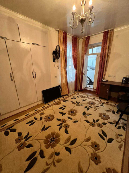 Дом 4 соток ,3 комнаты , ул Табиби, Куйлюк