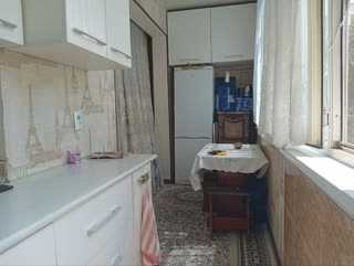Продается 3х комнатная на 3 этаже Юнусабад 11кв. (м999)