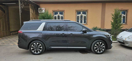 Продаётся KIA Carnival 2023