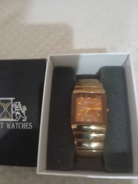 Часы  наручные  с браслетом RADO