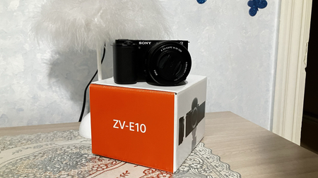 Sony zv-E10 Vlog camera