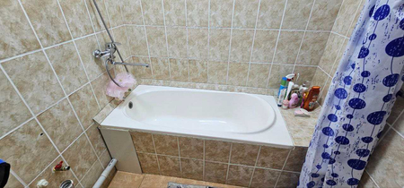 Srochniy Sergeli 5a  3/5/7 Sotiladi 58m²