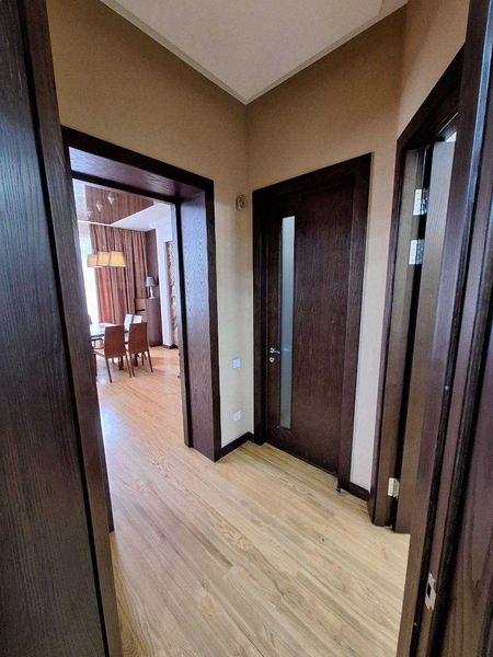 Ц1.  Садыка Азимова  .2/6/9.   монолит   60 м²