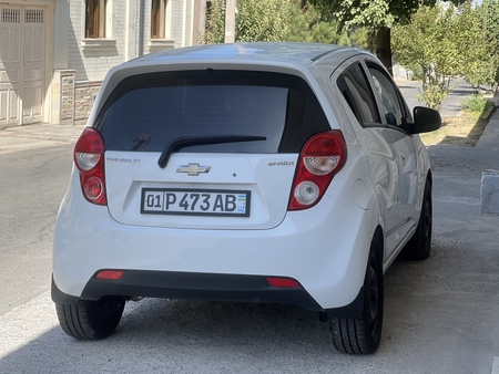 Spark sotiladi 2017 yil 2 pazitsa 53000km yurgan