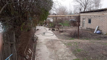 Продаётся дом 10 соток в куйчирчикском районе за поселком Новая жизнь.