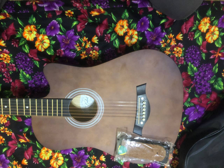 Gitara mmmmmmmmmmm
