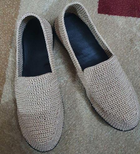 Qo'lda to'qilgan