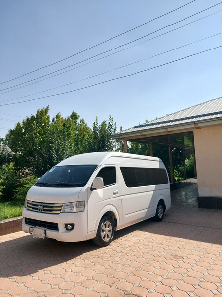 Taxi xizmati Travel Uzb