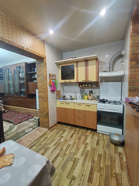 Продается 3ком квартира.Карасу с мебелью и техникой