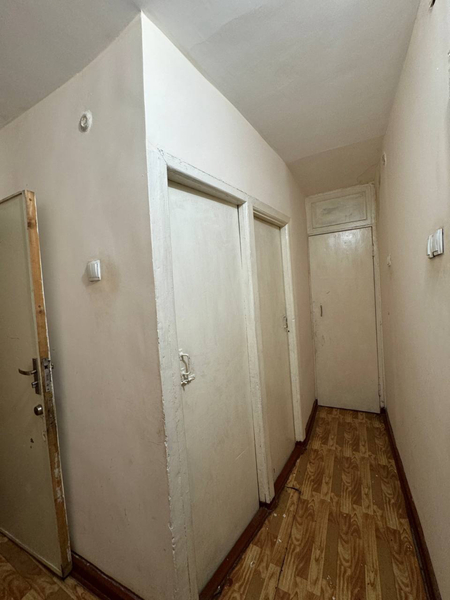 Продажа Максим Горький 2/3/5 . Балкон 2х6 . Кирпич