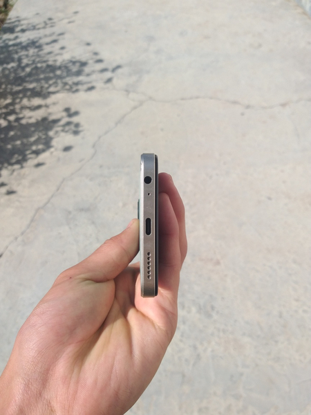 Tecno Spark 20c kafolati bilan