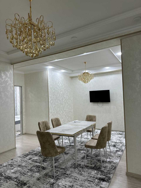 Сдается шикарная просторная кв-ра ЖК Сити Молл Яккасарай 2/2/10 500$