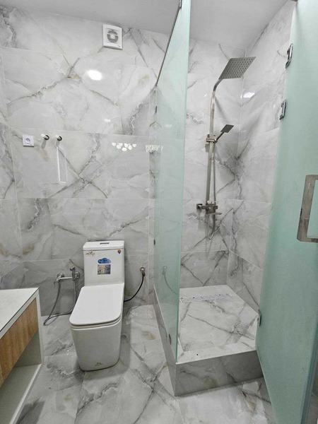 Продается  3х  комнатная  Новостройка.  Адрес;  Гагарина.
