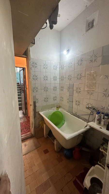 Продам 1 ком квартиру на Художников (Буюк Ипак Йули)