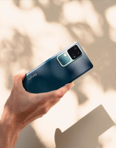 Vivo v30  5 yarim milon srochna