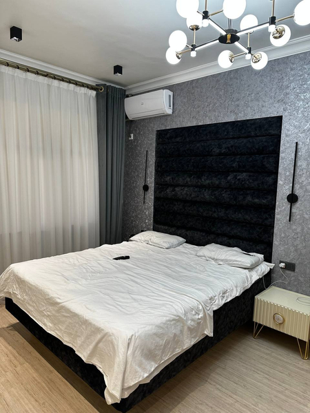 ШРуставели 1/4/4 Кирпич Балкон1*3м² Общ пл28м²