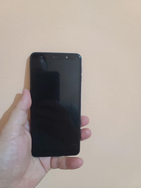Samsung galaxy A7 sotiladi