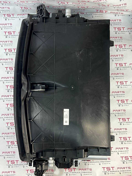 tesla model 3 радиатор в сборе 2017_2020  годов выпуска