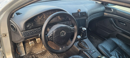 BMW E39 Sotiladi 1996  yil