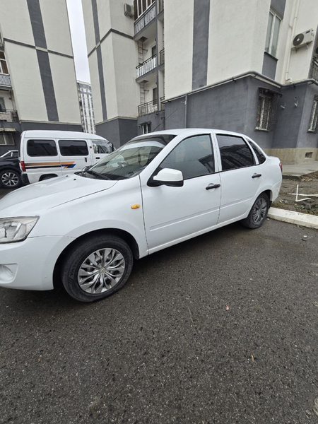Lada granta 2012