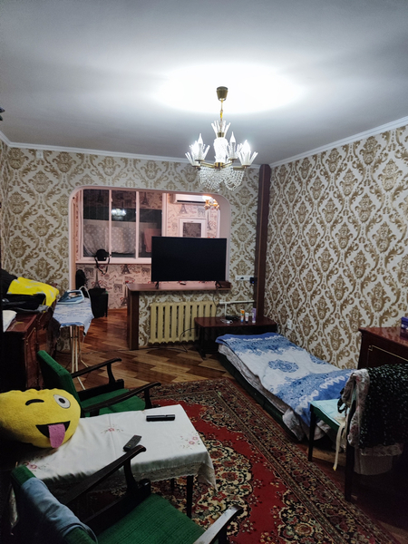 СРОЧНО! Продается кв-ра 77я серия 2/3/4.м.Буюк Ипак Йули(М Горького)