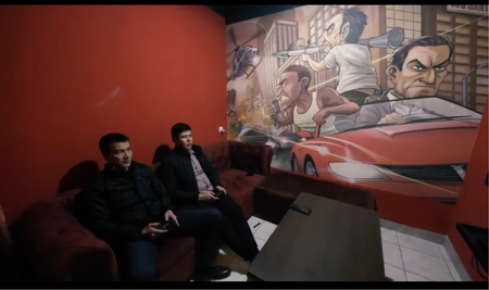 Продаёться PlayStation,Karaoke Клуб.
