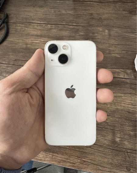 iPhone 13 mini white
