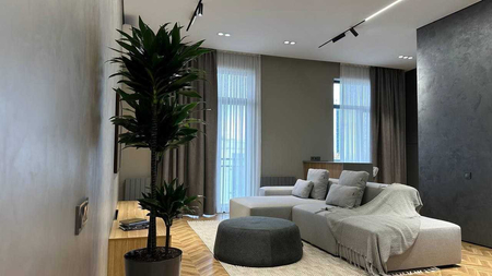 продается 2/8/10\\nНОВОСТРОЙКА\\nЖК Tiara Residence