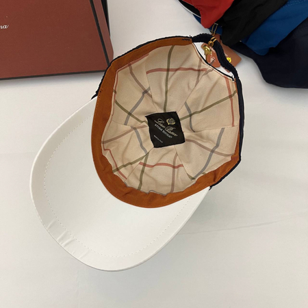 Loro Piana кепка