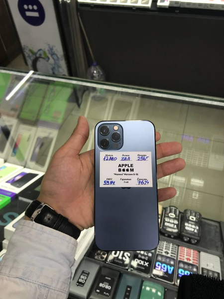 Iphone 12 pro blue
