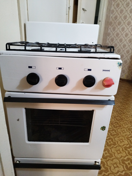 Продается 3-х комфорочная газовая плита.