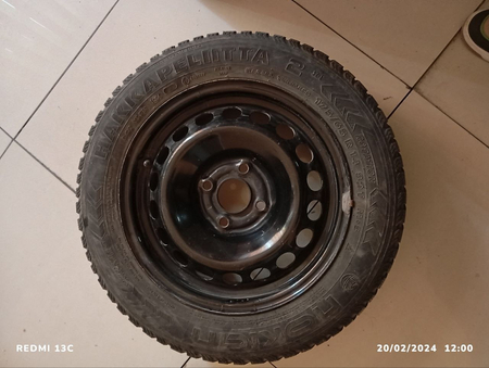 Финскийе баллоны 175/65/14 + Диск