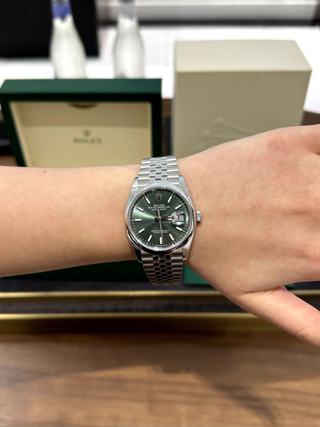 NEW Rolex Datejust 36 mm Steel 126200