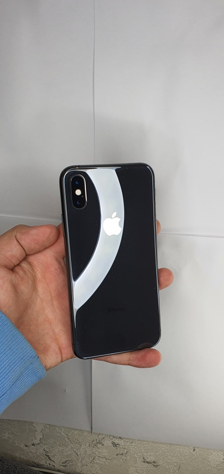 IPhone xs 64GB K/HA