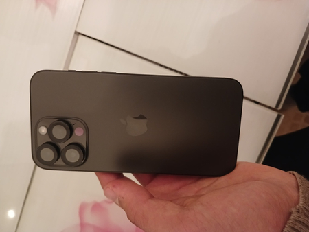 Продаётся apple 14 pro max