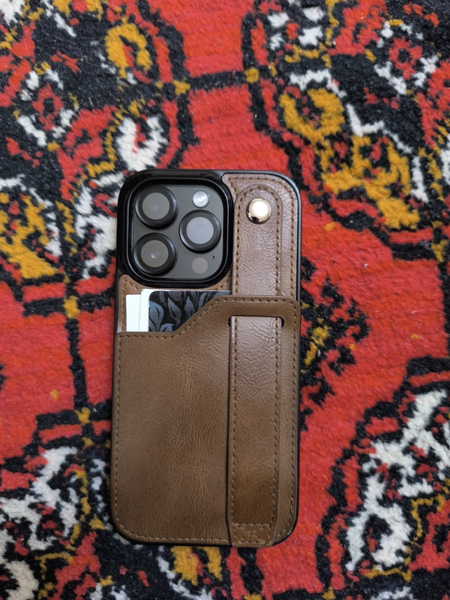 Iphone 14pro өзим пакетлей алып услап журиппен жағдайы жақсы