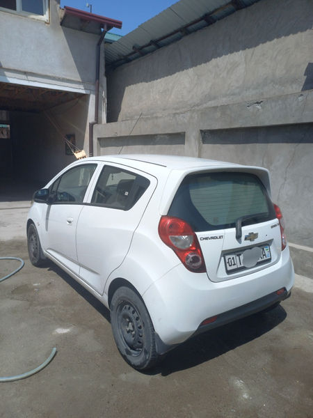 Spark 2015 йил 128000 км 2 й позиция