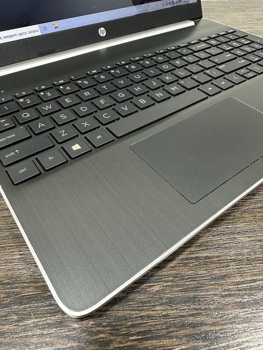 мощный i5 ноутбук Hp 15, отличное состояние, яркий Led HD экран